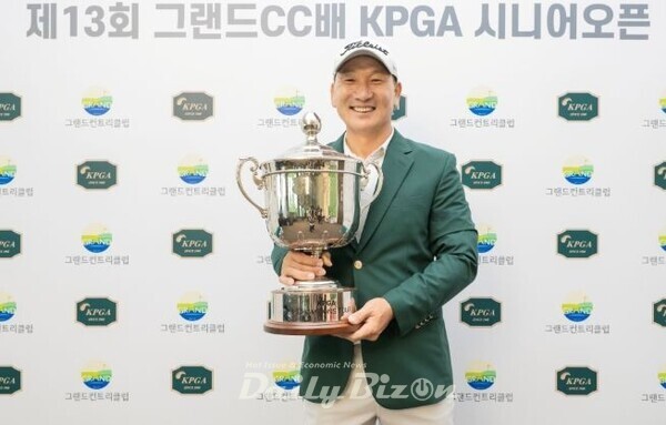 강천구, ‘제13회 그랜드CC배 KPGA 시니어오픈’ 우승 KPGA 챔피언스투어 첫 승 달성